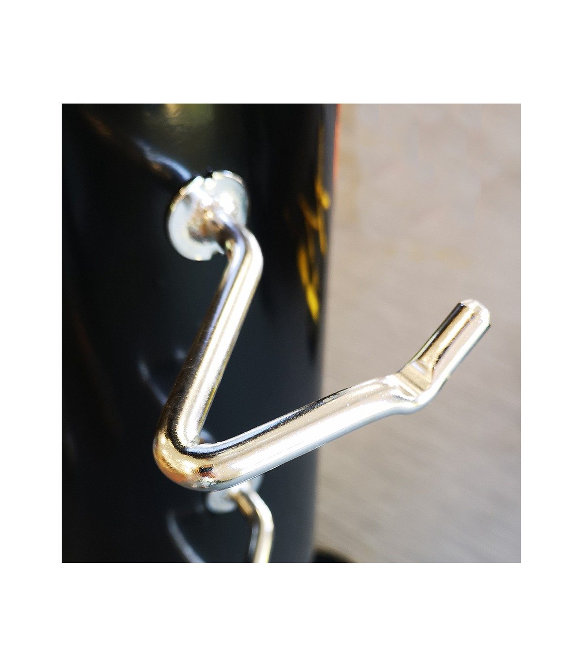 Accessories storage rack